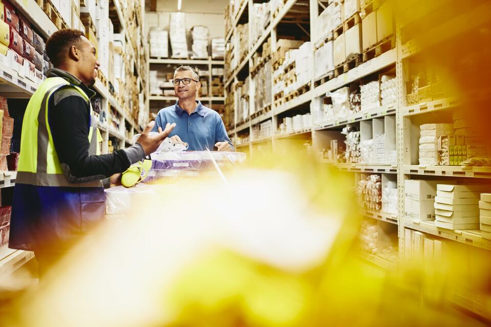 Travailler comme coordinateur logistique : fiche métier et salaire ...